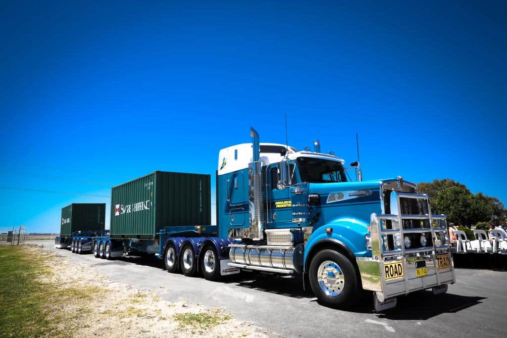 Deniliquin Freighters boosts productivity with Vawdrey A-Doubles ...