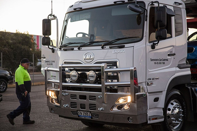 Tamworth Car Carriers relies on Quon - Prime Mover Magazine