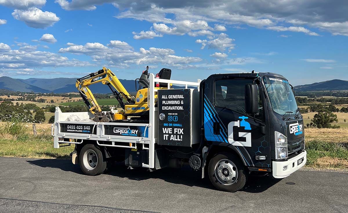 Truck of the Year winners named by Isuzu - Prime Mover Magazine