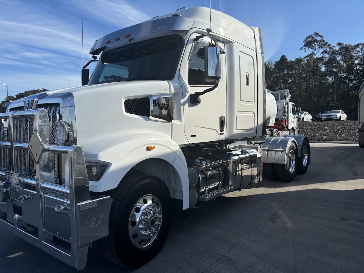 Hills Tankers unveils new Kenworth T659 and Western Star 48X - Prime ...