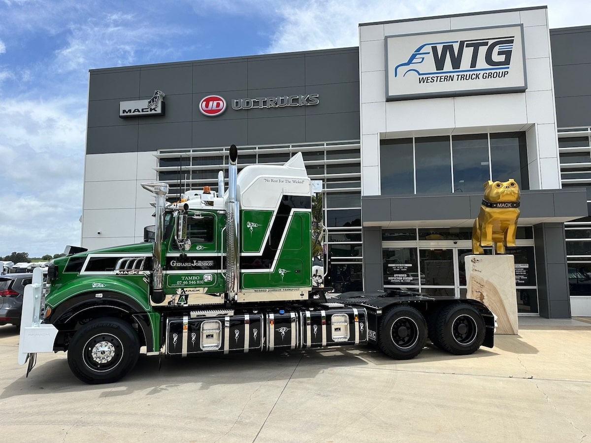 Gerard Johnson Transport unveils new 140-tonne-rated Mack Titan ...