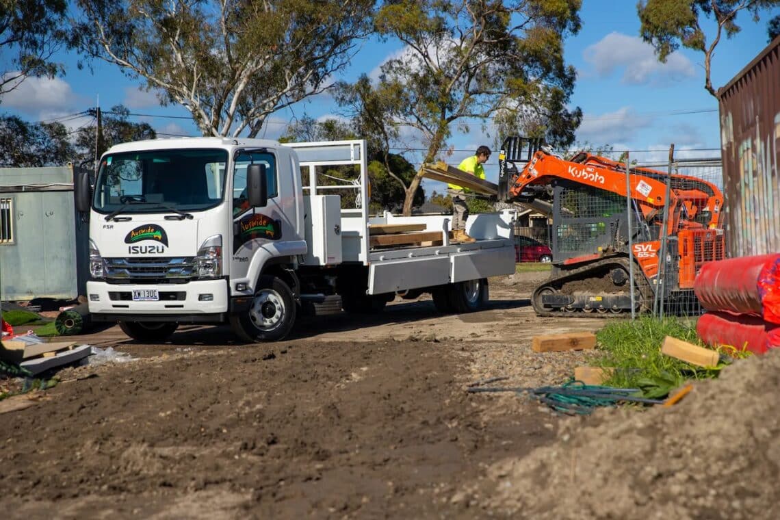 Auswide Landscape Solutions adds built-for-purpose Isuzus - Prime Mover ...