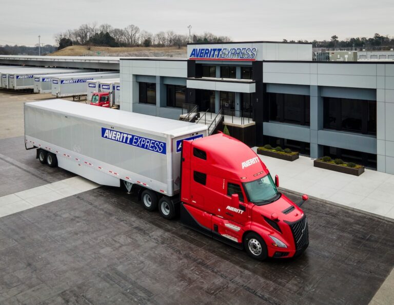 Averitt Express places massive order of Volvos - Prime Mover Magazine